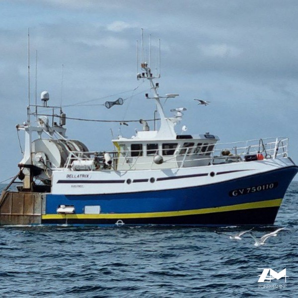 Chalutier polyester 14m | 630€ - Zone Marine